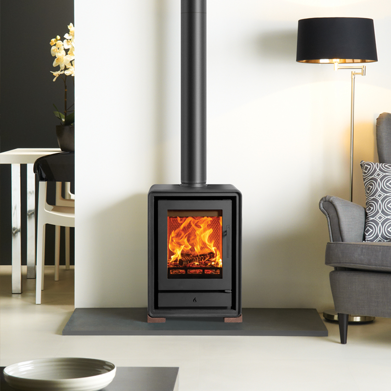 Stovax Riva2 40 Freestanding Multi-Fuel Stove | Flames.co.uk
